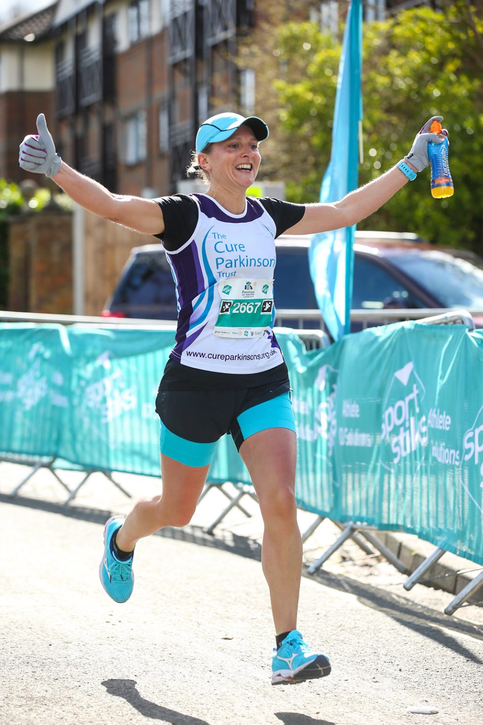 Putting On A Race Bib: A Step-by-Step Guide - sportstiks